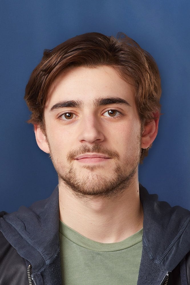 Charlie Rowe | FanCastIt